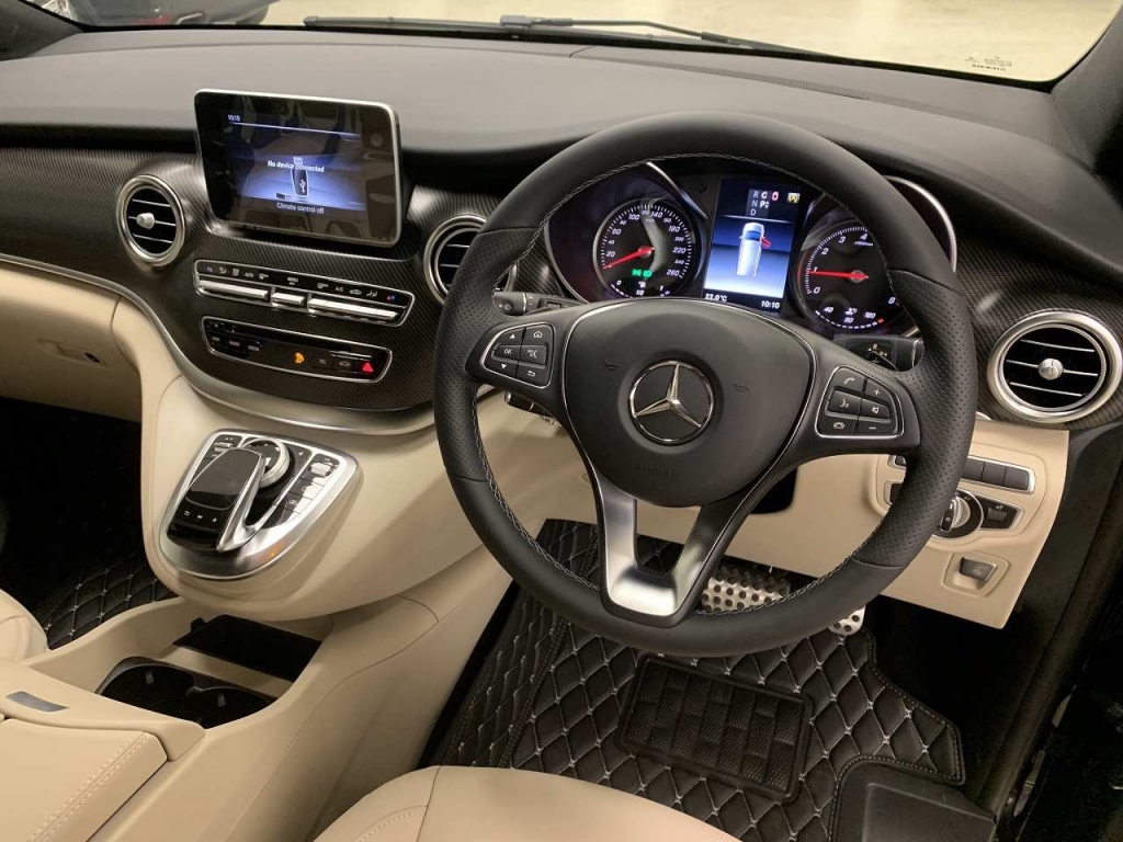 VINCENT MOTORS CO. LTD. - Mercedes-Benz V260